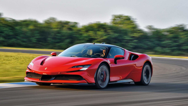 U sedištu Leklera i Sainsa