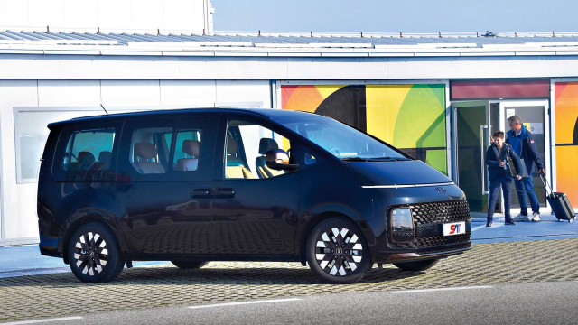 Hyundai Staria